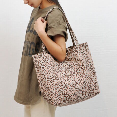 【A4ファイル対応】カシュカシュ cachecache / ウォッシャーナイロンパッカブルトート | カシュカシュ(cache cache) | 01-00-77570 | ファッション通販 ...