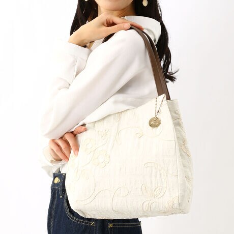 カシュカシュ cachecache / ふくれ織ボタニカル刺繍トートバッグ | カシュカシュ(cache cache) | 01-00-77910 | ファッション通販 マルイウェブチャネル