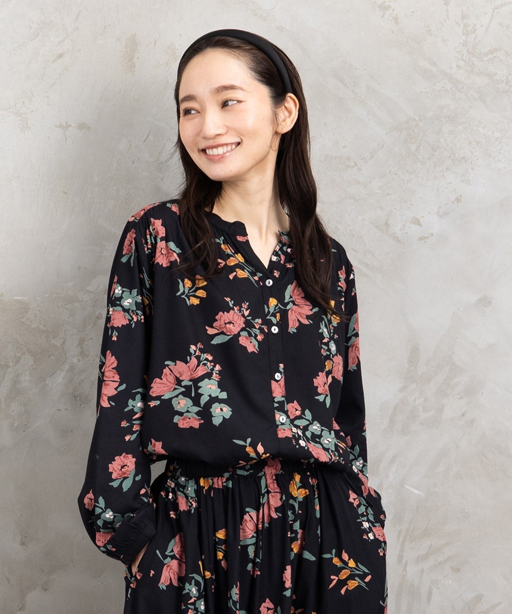 大きいサイズ】 9号・15号(M・3L) タッセルロゴ刺繍Tシャツ | サブ