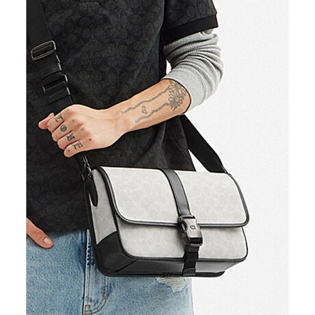 リーグ メッセンジャー バッグ・シグネチャー キャンバス | コーチ(COACH) | マルイウェブチャネル