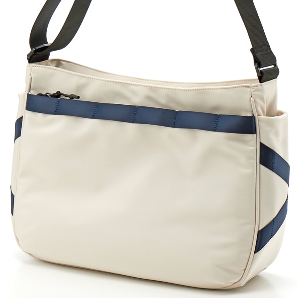 ビーシーイシュタル（B．C．+ISHUTAL）/イシュタル レイトンシリーズ 軽量撥水A4ショルダーバッグ イシュタル レイトンシリーズ 軽量撥水A4ショルダーバッグ | ビーシー