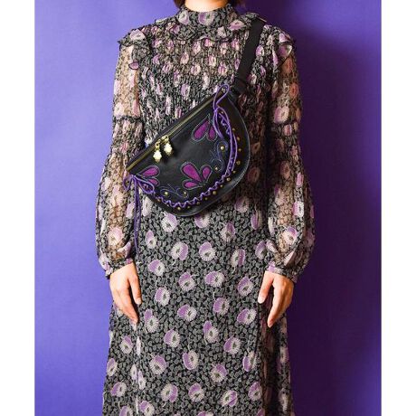 ボニー ハーフムーンボディバッグ | アナ スイ(ANNA SUI) | マルイウェブチャネル