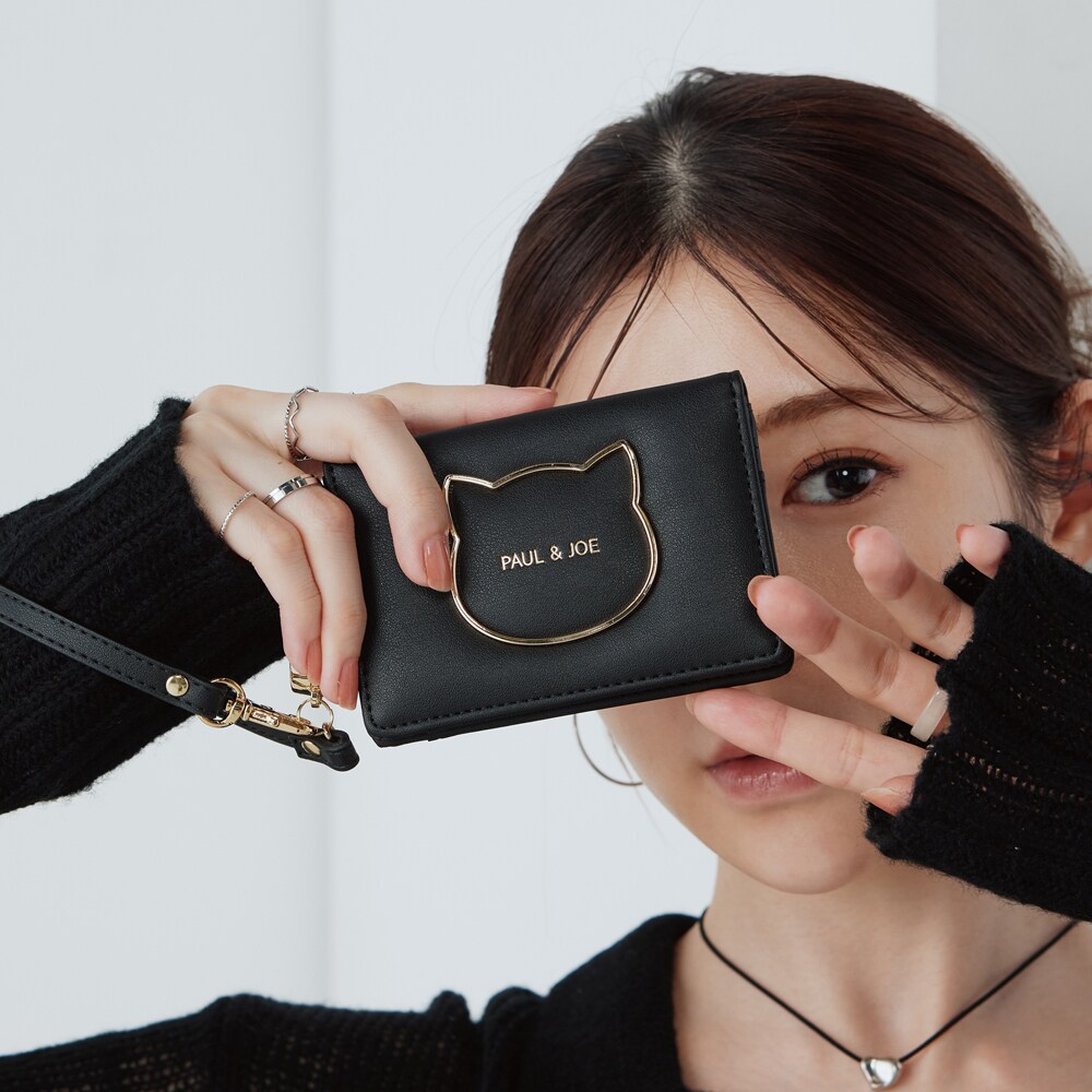 リールコード付き2面パスケース PJA-W1274 ビッグキャットメタル