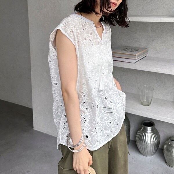 レースフレンチスリーブブラウス | ドゥ アルシーヴ(Doux archives