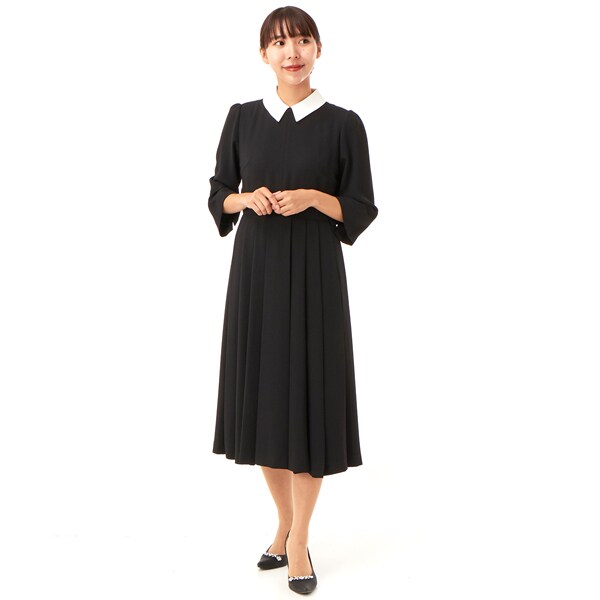 [セルフォード] 襟付きプリーツワンピース CELFORD】襟付きプリーツワンピース | 結婚式・パーティーのレンタル