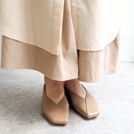 [人気のロングセラー]Vカットローヒールパンプス | サヴァサヴァ(cavacava) | 1320264 | ファッション通販 マルイウェブチャネル