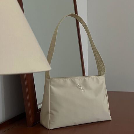 【mucu&ebony】Comfy Bag(Pale Ivory)｜ショルダーバッグ かばん | サムソウル(Sam.Seoul) | マルイ ...