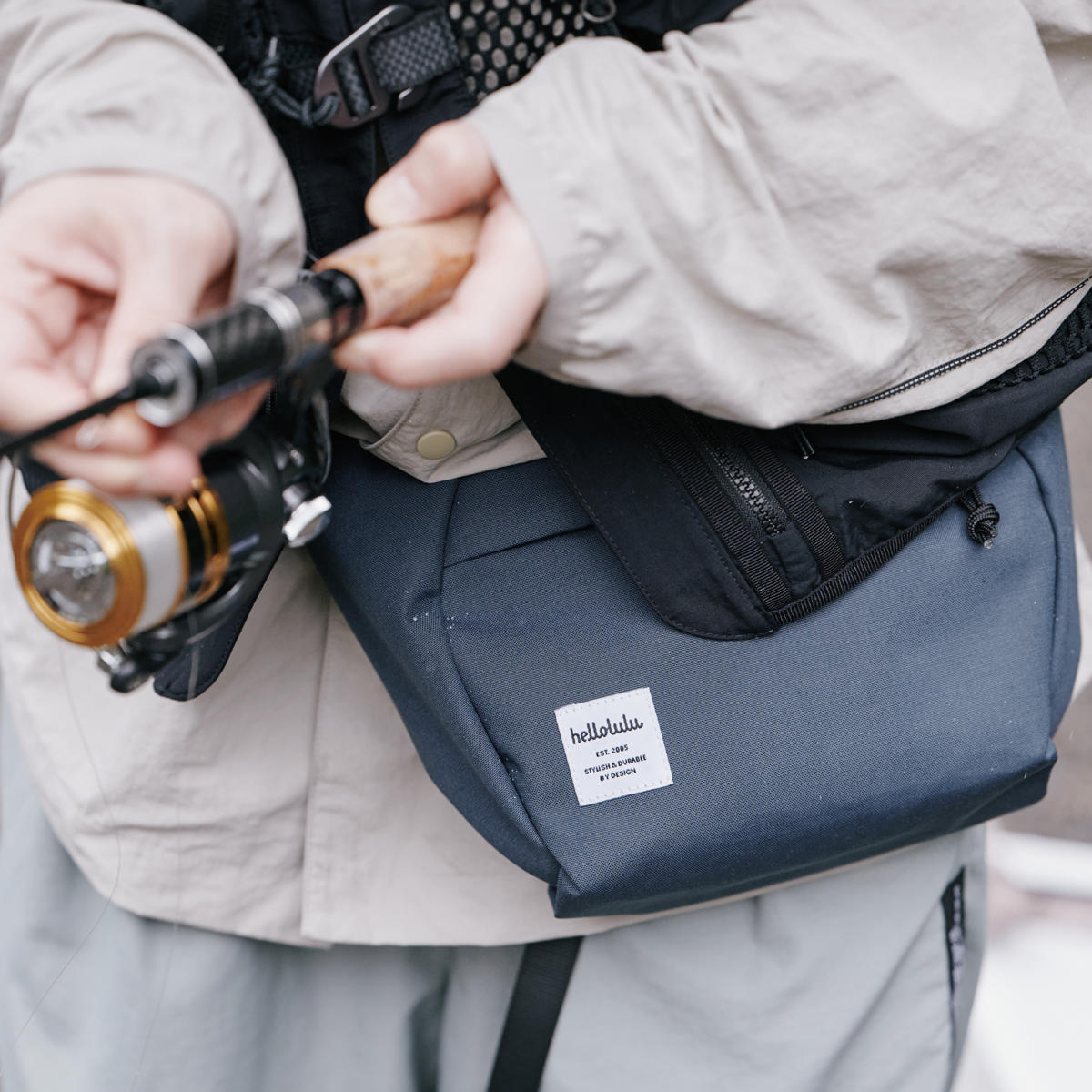 hellolulu ボディバッグ LUNA 1.4L ショルダーバッグ サコッシュ