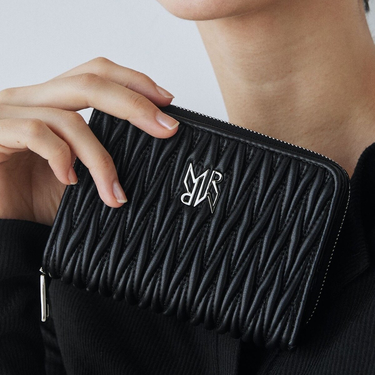 ce017-25200-01b.jpg?basethum=225